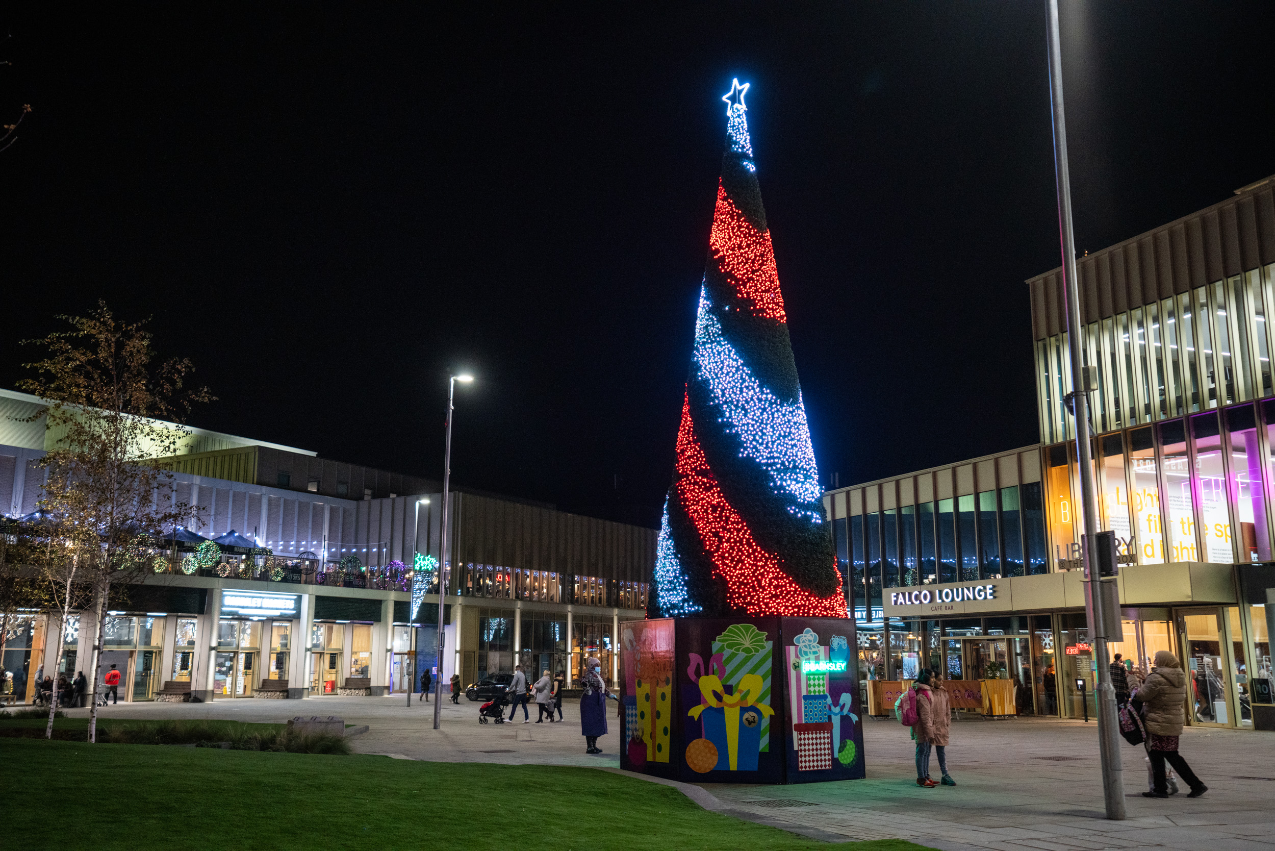 Barnsley Bright Nights set to return for three-day extravaganza - unLTD ...